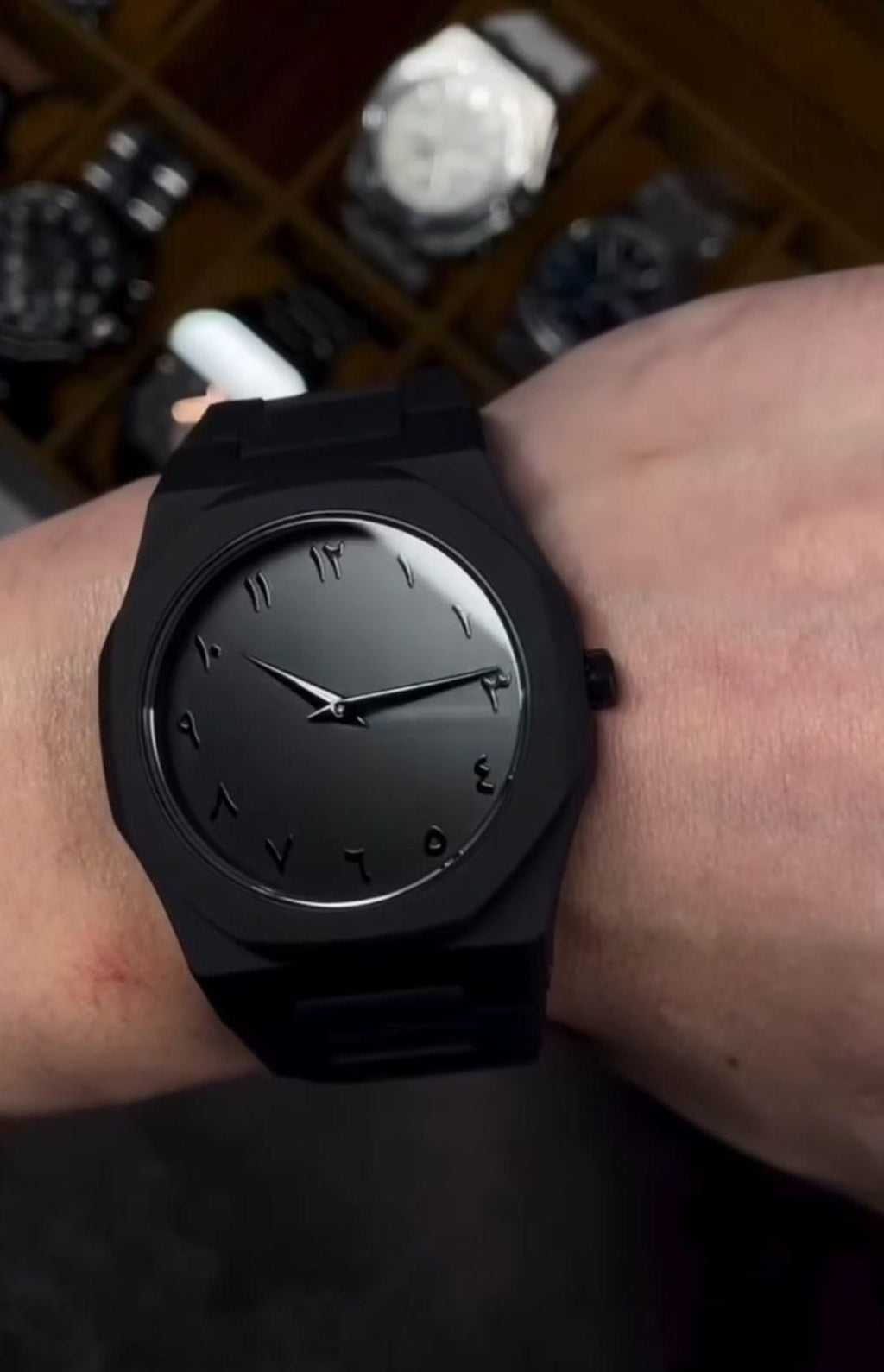 Arabic Dial Polycarbonate Analog Watch – Trenders